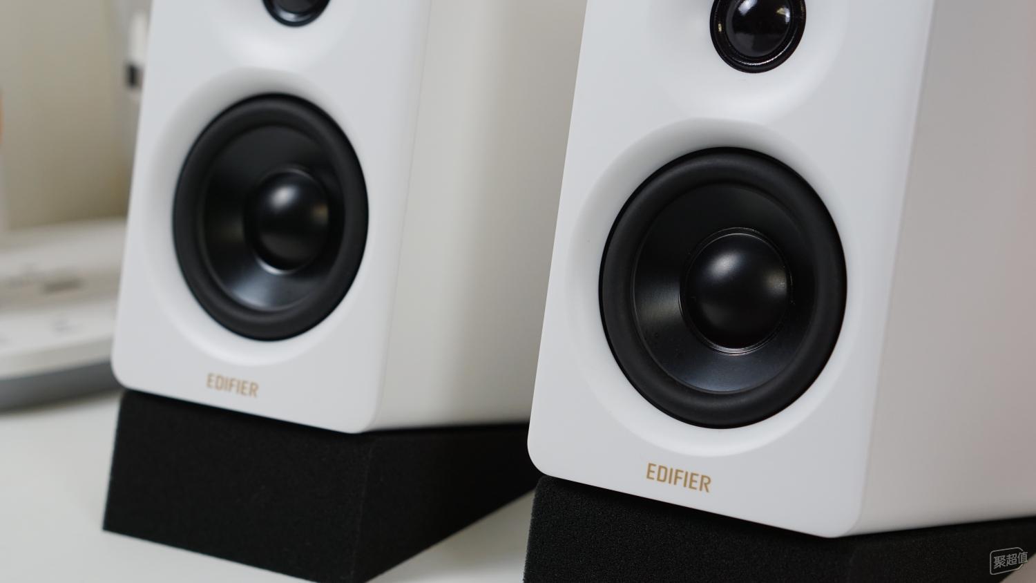 Купить стационарную колонку Edifier N300 (белый) в Москве, цена